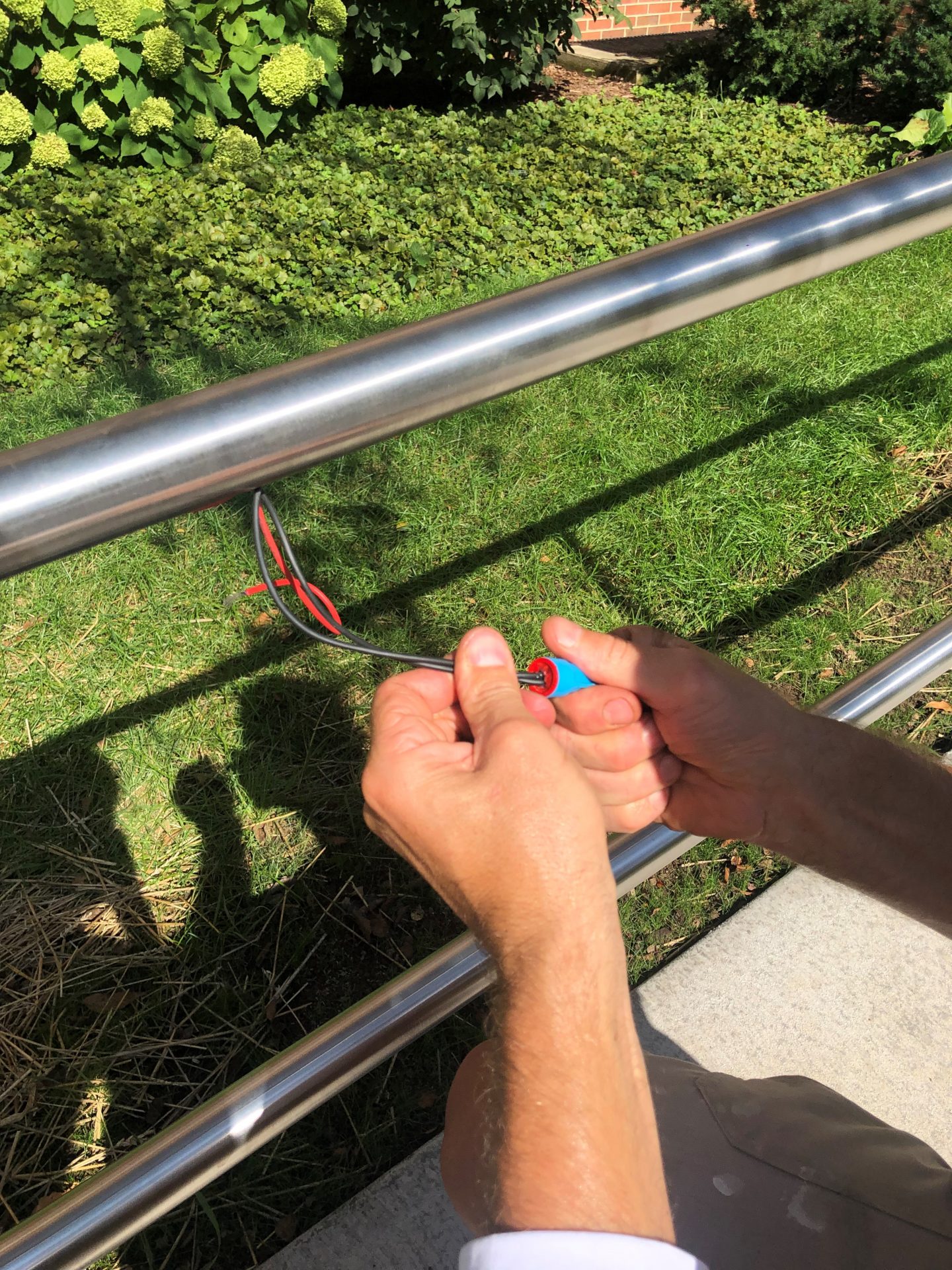 Handrail Installation: A Step-by-Step Guide – KlikUSA
